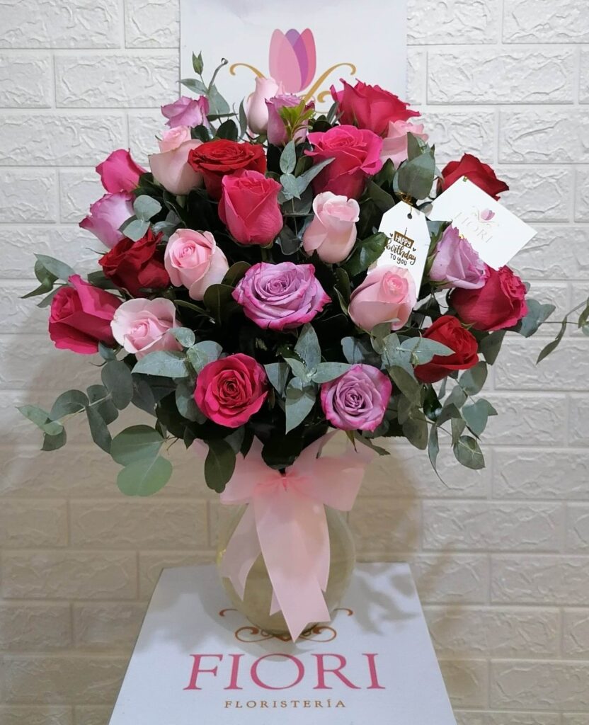 C-20 Florero 24 Rosas en 3 tonos - Fiori Floristería